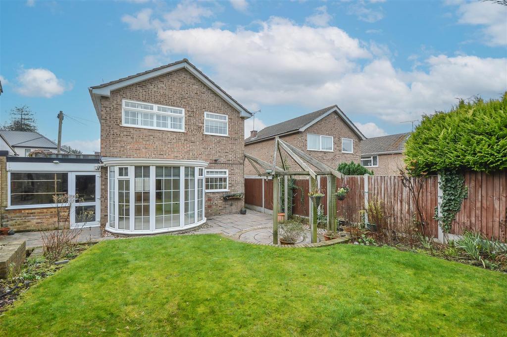 Mascalls Lane, Brentwood 3 bed detached house for sale - £500,000