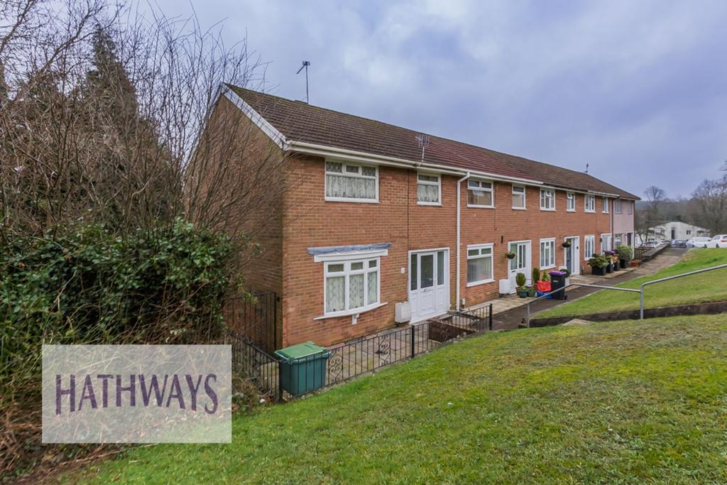 Ty Box Road, Pontnewydd, NP44 3 bed end of terrace house - £140,000