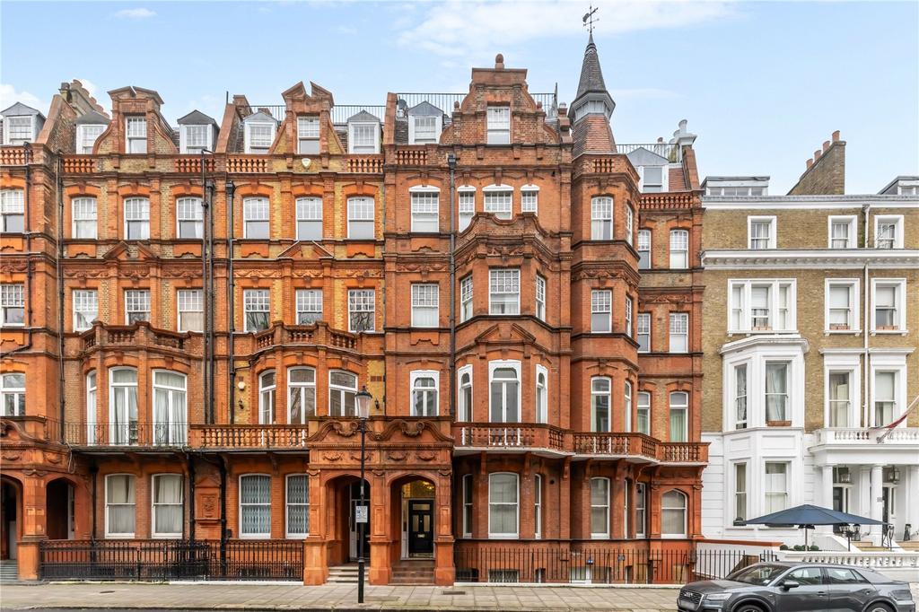 London SW5 1 bed apartment - £700,000