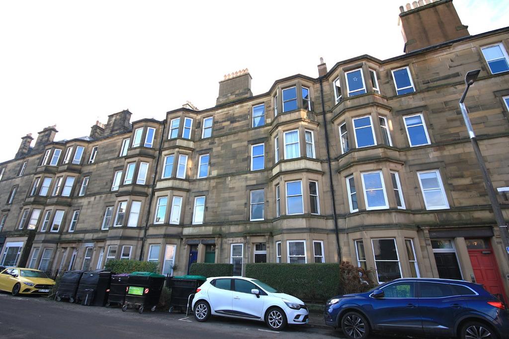 Polwarth Place, Polwarth, Edinburgh... 2 bed flat - £1,495 pcm (£345 pw)