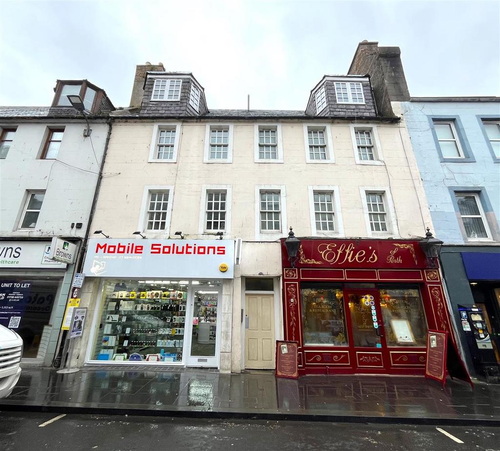 High Street, Perth Studio - £450 pcm (£104 pw)
