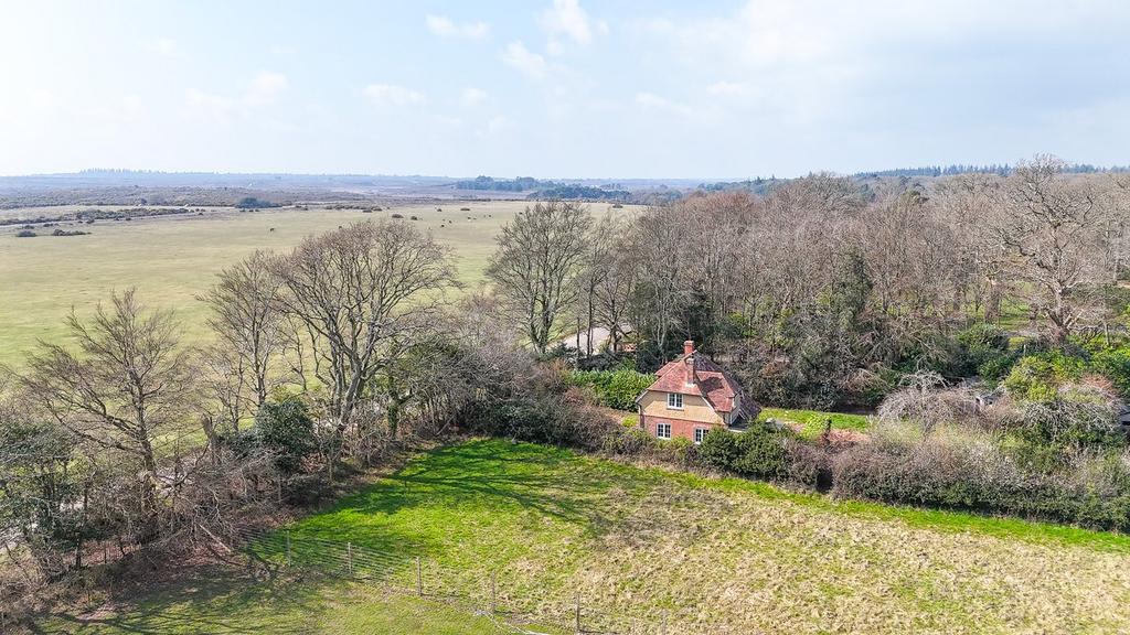 Aldridge Hill, Brockenhurst, SO42 3 bed detached house for sale - £895,000