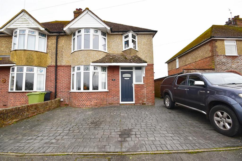 New Winchelsea Road, Rye 4 bed semi-detached house - £475,000