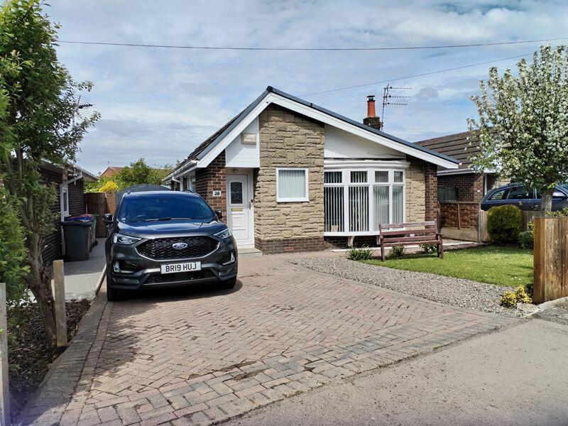 Riverside Drive, Hambleton... 2 bed detached bungalow - £225,000