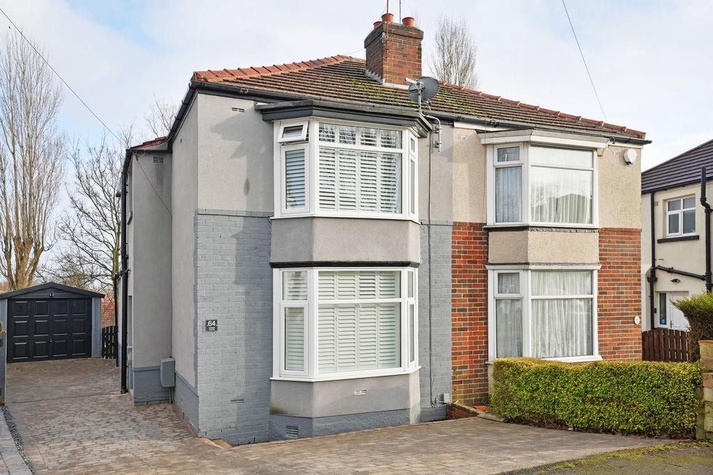 Hurlfield Avenue, Sheffield S12 3 bed semi-detached house - £220,000