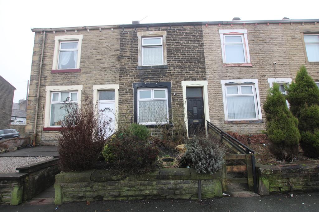 Leeds Road, Nelson 2 bed terraced house - £595 pcm (£137 pw)