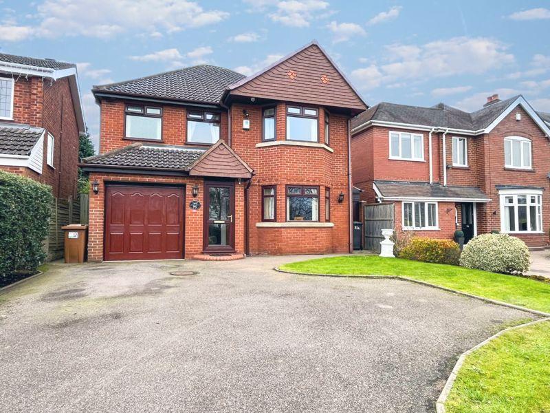 Rugeley Road, Burntwood, WS7 9BJ 3 bed detached house for sale - £460,000