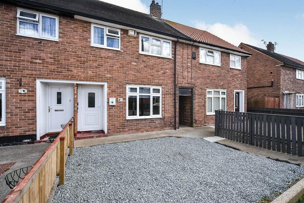 Milford Grove, Hull HU9 3 bed terraced house - £695 pcm (£160 pw)