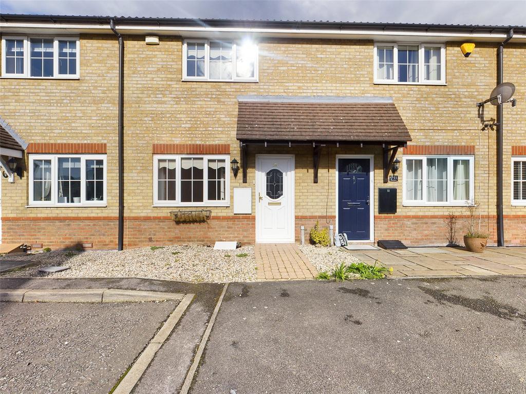 Wych Mews, Basildon SS15 2 bed terraced house - £1,450 pcm (£335 pw)