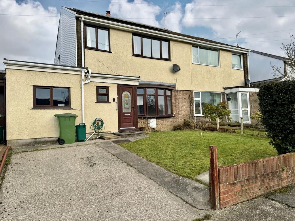 Tonteg, Pontypridd CF38 3 bed semi-detached house - £259,950