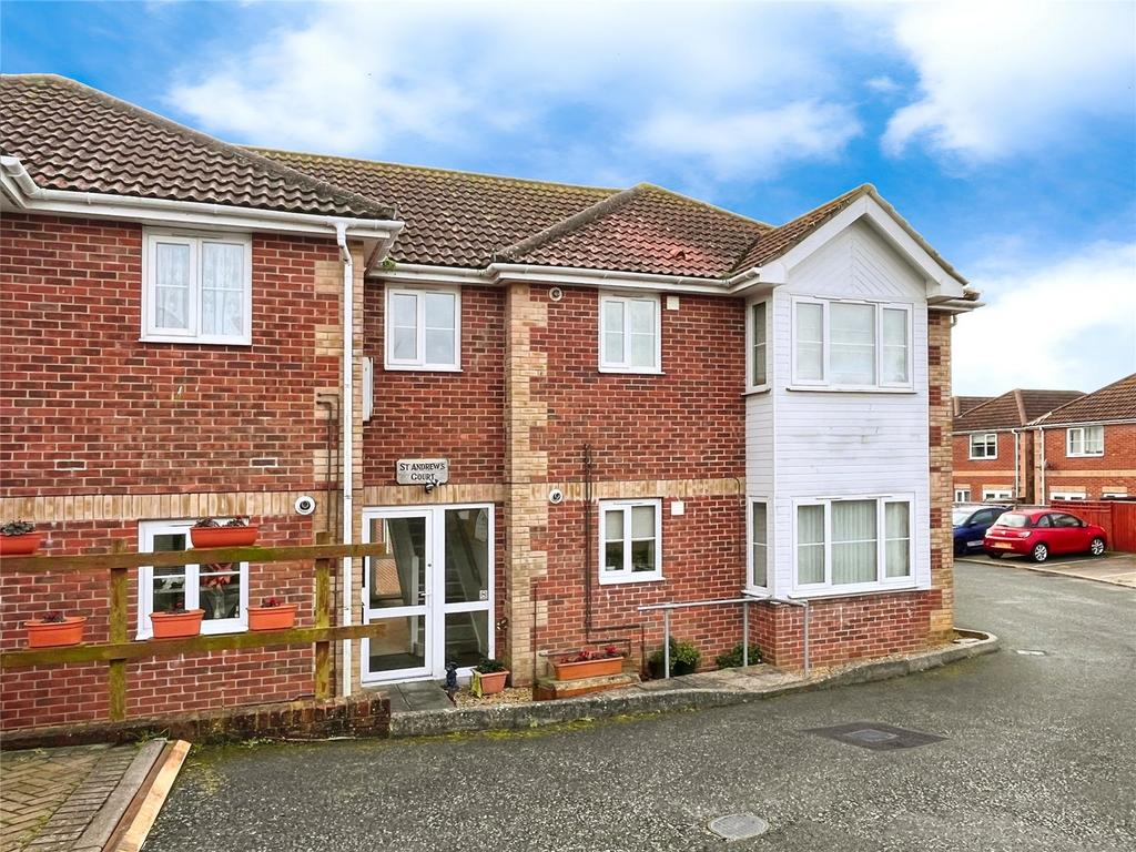 St. Andrews Way, Freshwater, Isle of... 1 bed apartment - £143,000