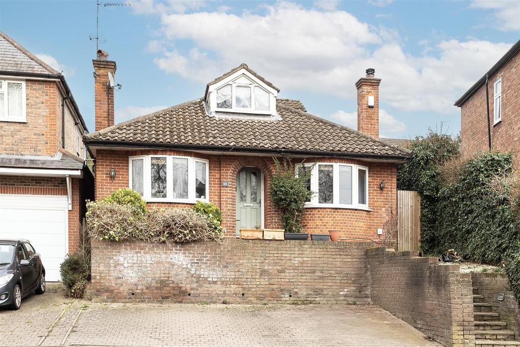 Lower Luton Road, Harpenden 4 bed detached house - £655,000