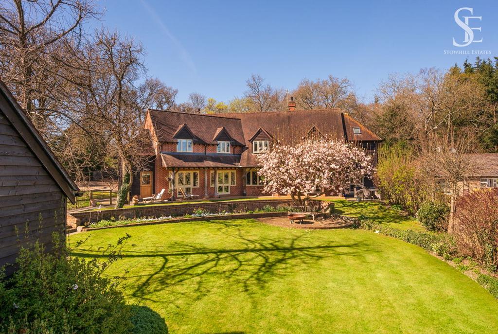 The Ridge, Cold Ash, RG18 5 bed detached house for sale - £1,650,000