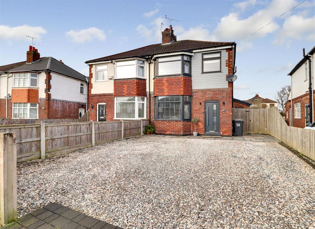 Woodside Avenue, Wistaston, Crewe 3 bed semi-detached house for sale ...