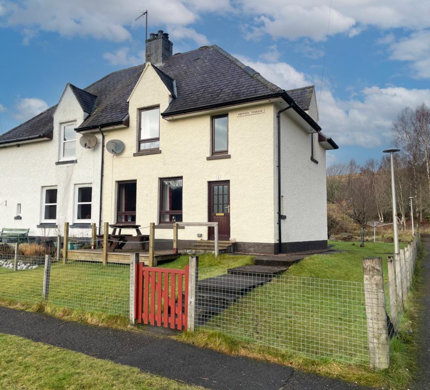 1 Keppoch Terrace, Roy Bridge, PH31 4AD 2 bed semi-detached house for ...