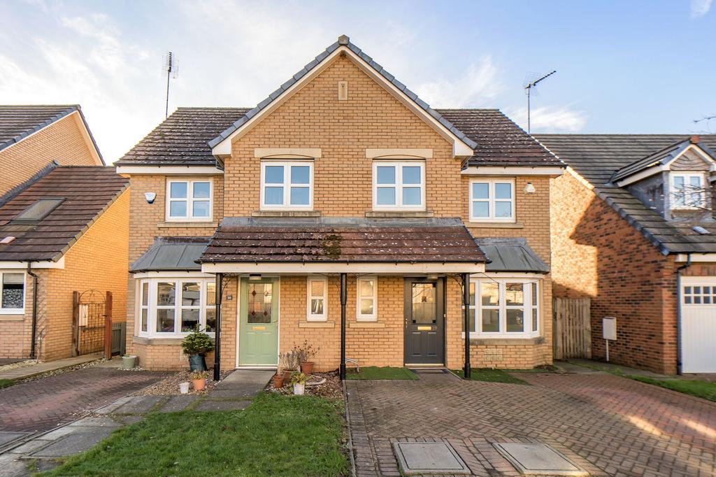 39 Kellie Place, Dunbar, EH42 1GF 3 bed semi-detached house - £250,000