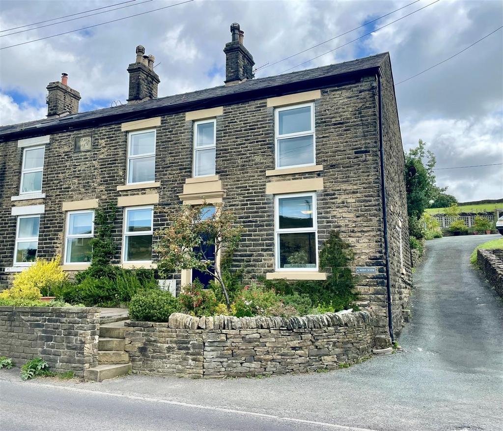 Glossop Road, High Peak SK22 4 bed end of terrace house for sale - £475,000