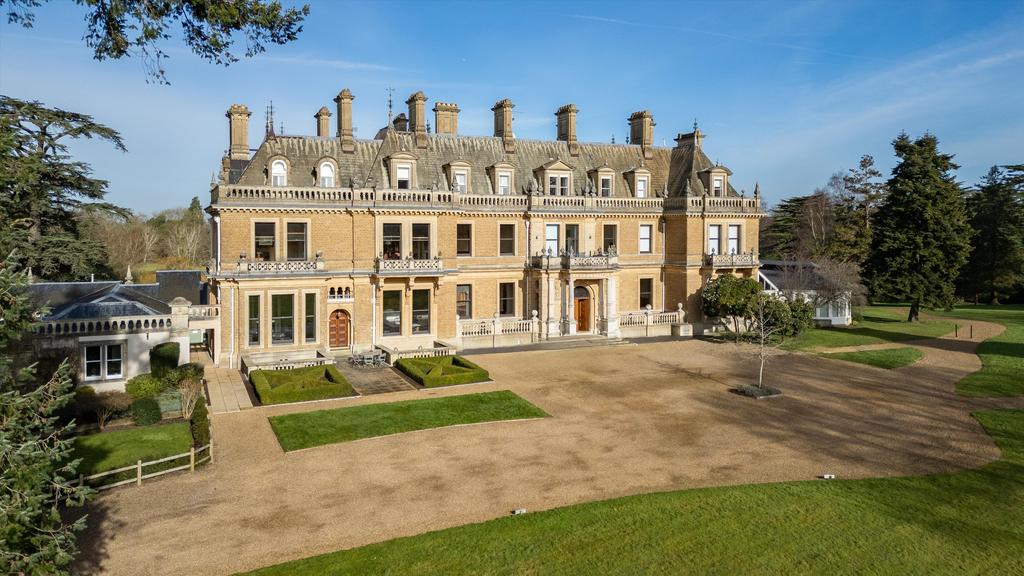 The Mansion, Cobham Park, Cobham... 3 bed apartment - £2,900,000