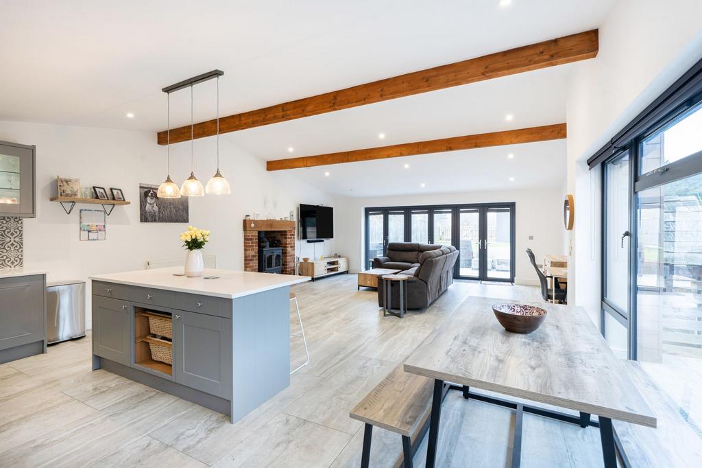 Westcot, Wantage, OX12 3 bed barn conversion for sale - £520,000