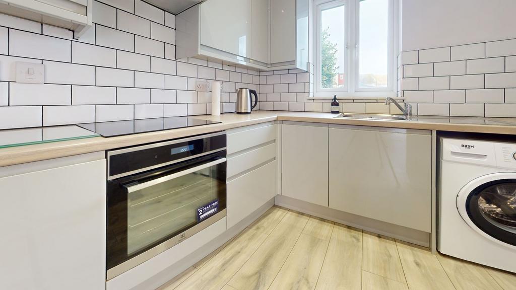 Ebenezer Walk, London, SW16 4 bed terraced house - £2,600 pcm (£600 pw)