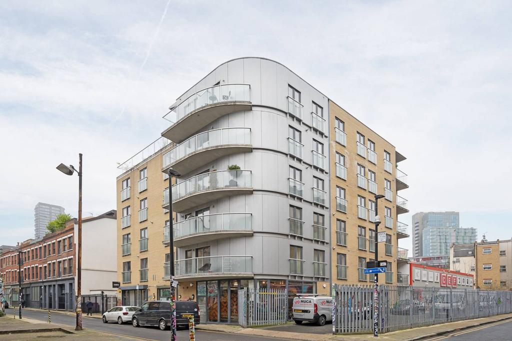 Alpha Court, Calvin Street... 3 bed flat - £775,000