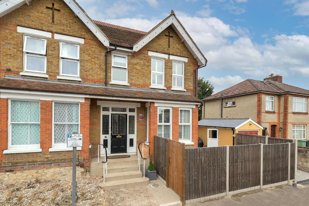 Reginald Road, Maidstone, ME16 8HA 2 bed semi-detached house - £1,450 ...