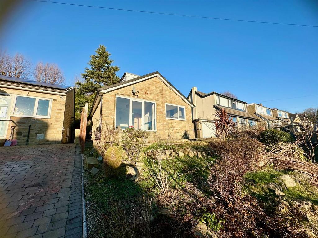Springwood Drive 4 bed detached house - £300,000