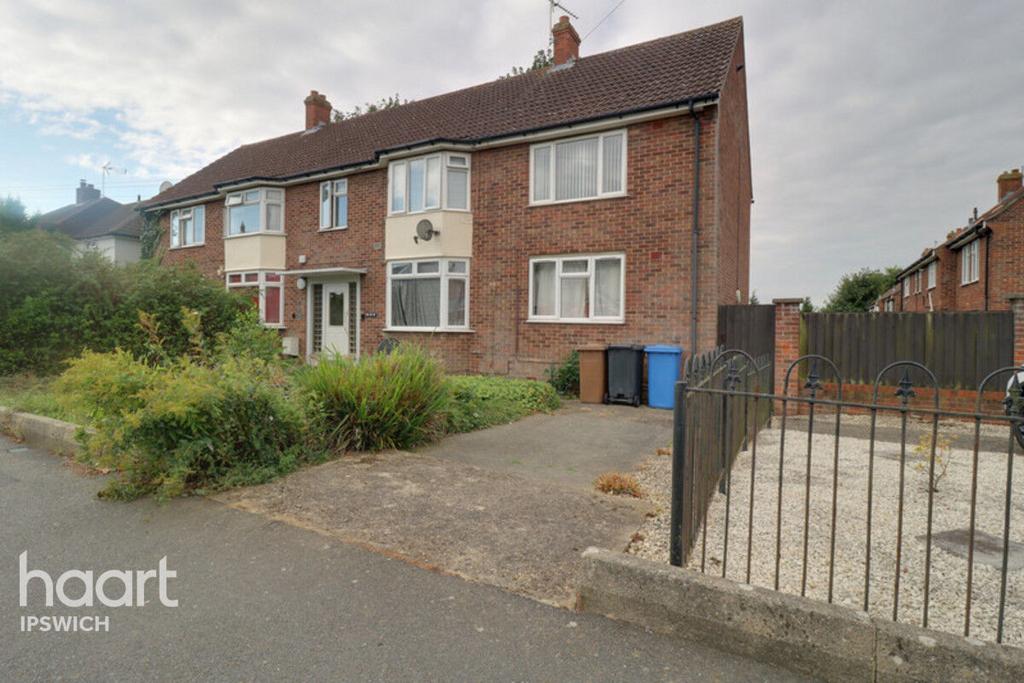 Highfield Road, Ipswich 2 bed block of apartments for sale - £150,000
