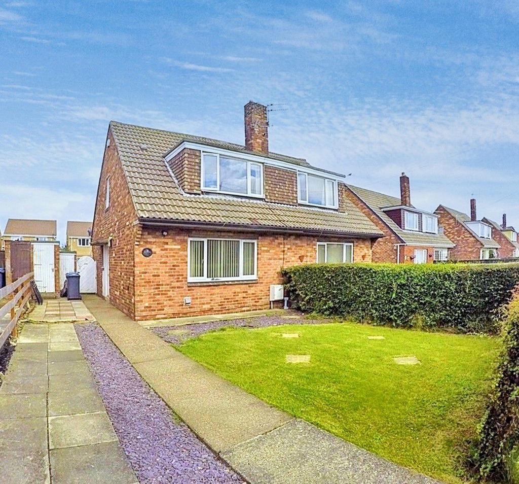 Woodside Crescent, Hadston... 3 bed semi-detached house for sale - £150,000