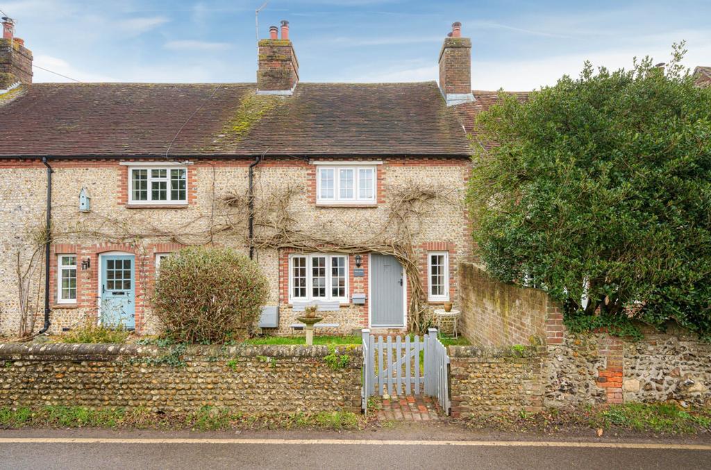 The Street, Boxgrove, PO18 3 bed cottage for sale - £500,000