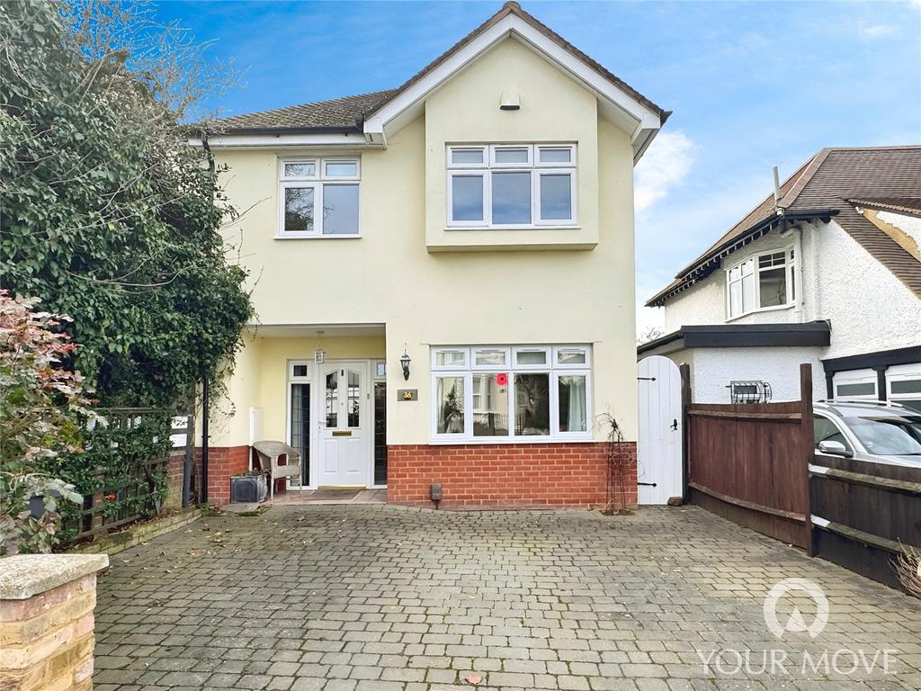 Sun Lane, Kent DA12 3 bed detached house - £1,900 pcm (£438 pw)