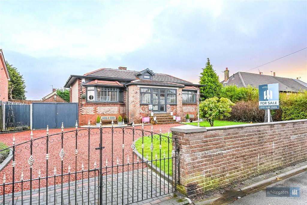 St. Johns Road, Huyton, Liverpool... 4 bed detached house for sale - £ ...