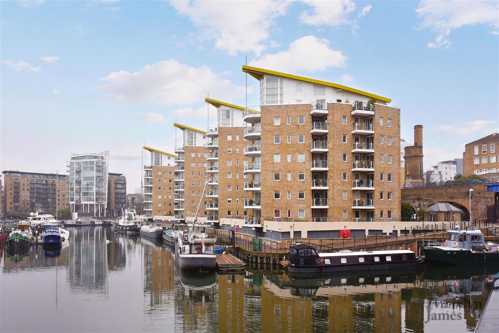 Basin Approach, London, E14 3 bed penthouse for sale - £1,000,000