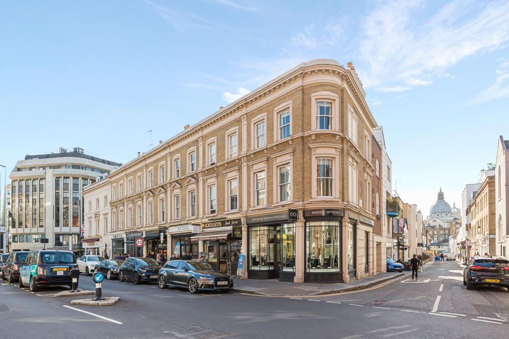 Cheval Place, London, SW7 1 bed apartment to rent - £2,900 pcm (£669 pw)