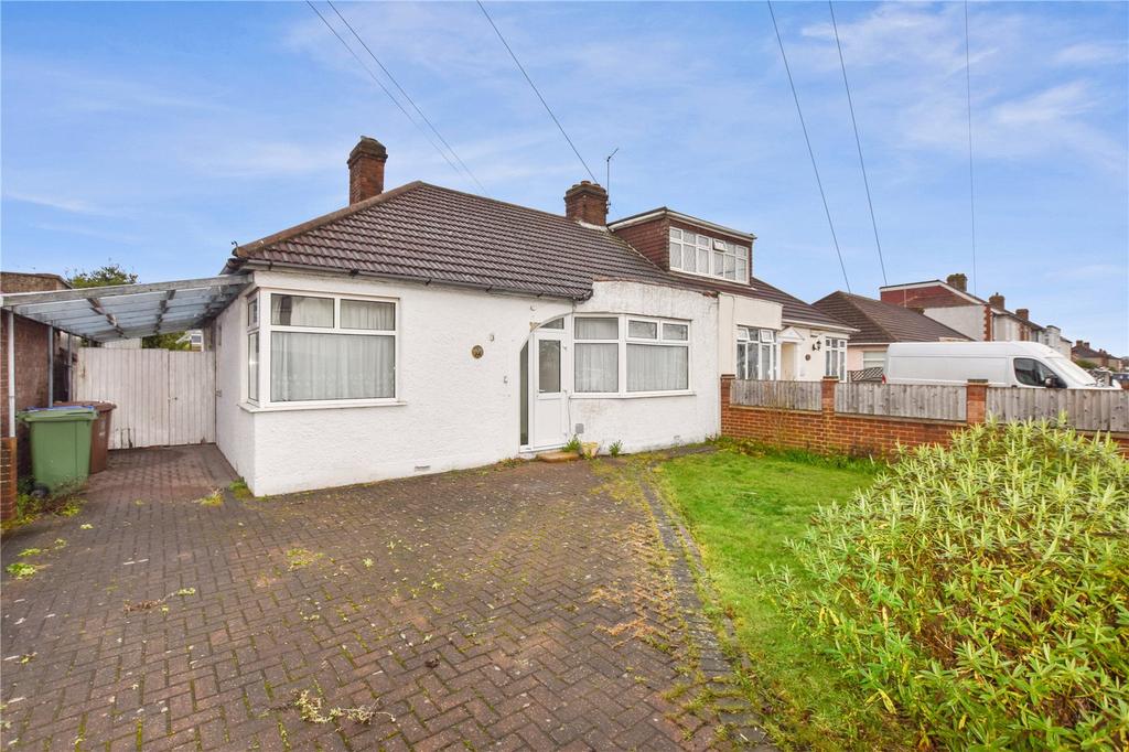 Long Lane, Bexleyheath, DA7 3 bed bungalow for sale - £425,000