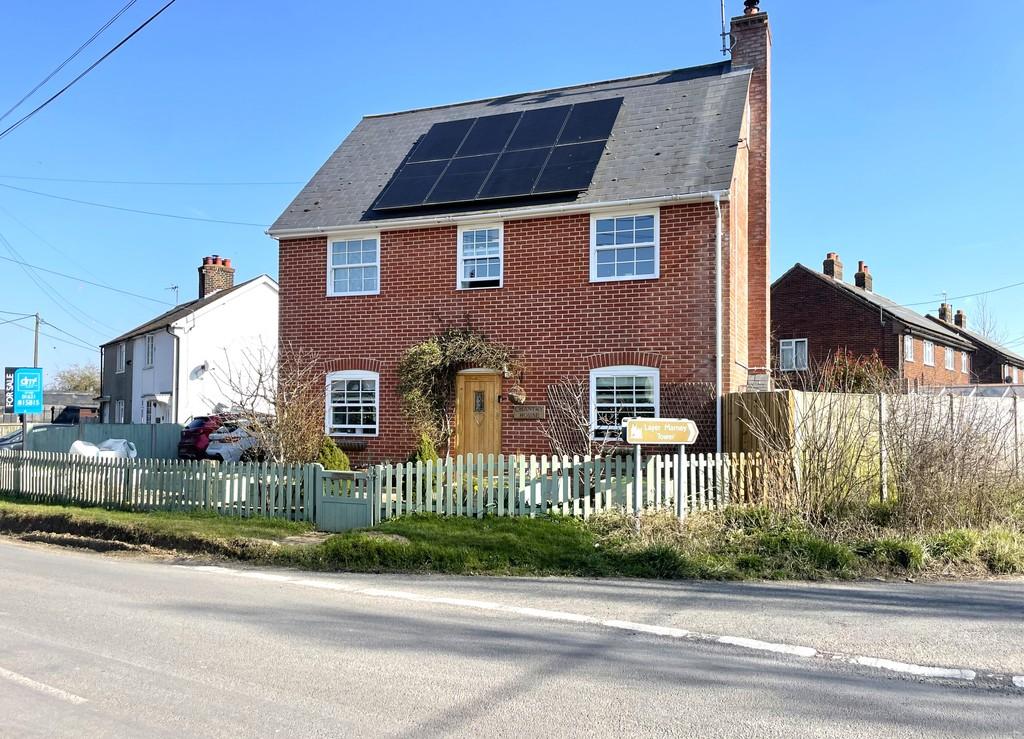 Smythes Green, Layer Marney 4 bed detached house for sale - £500,000