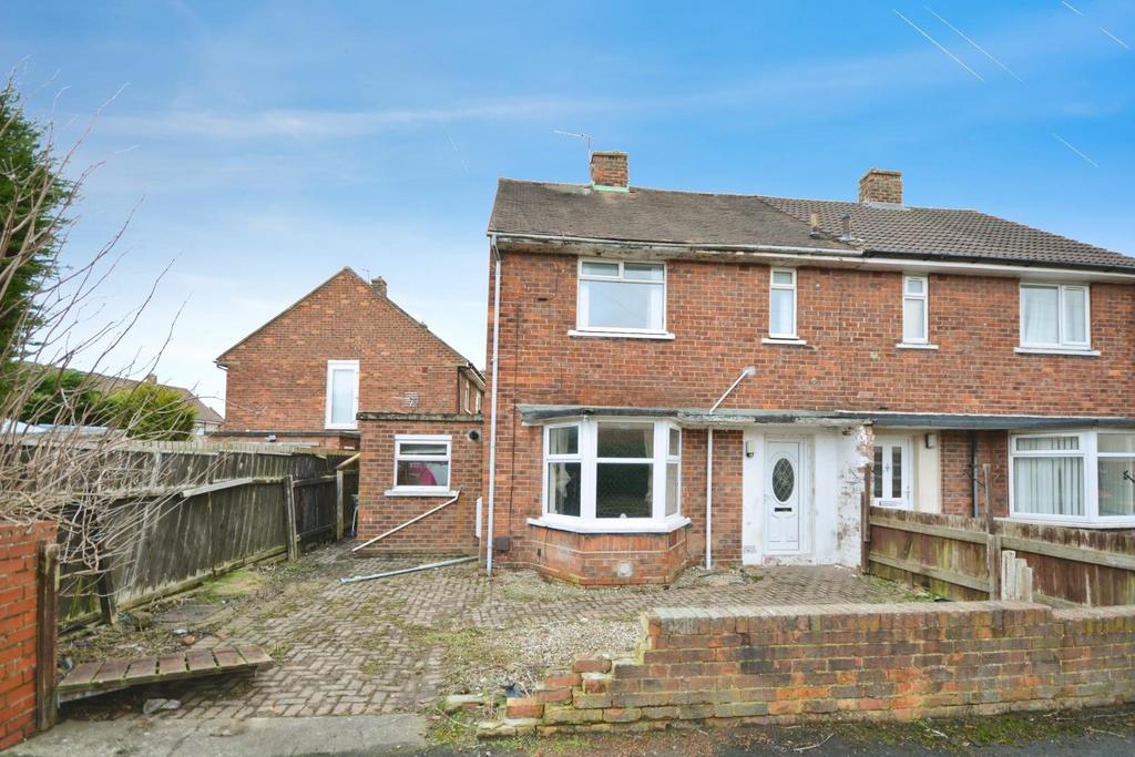 Tudhoe Moor, Spennymoor 2 bed house - £60,000