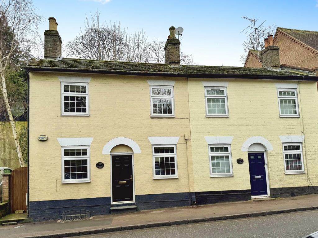 Park Street, Hitchin, SG4 2 bed semi-detached house - £415,000