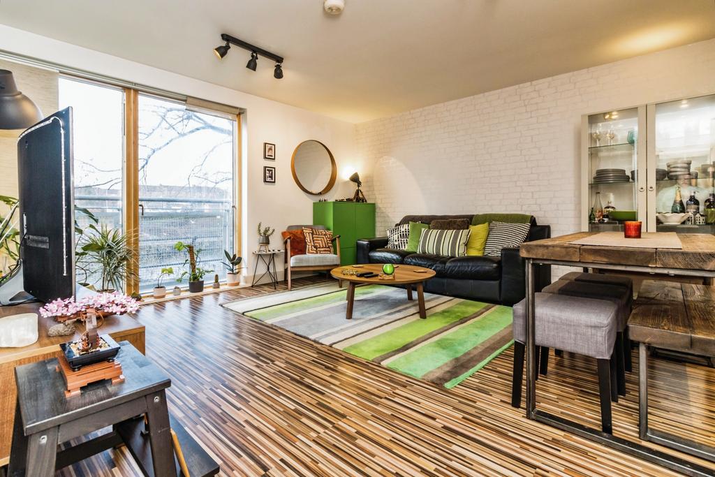 Water Street, Manchester M3 2 bed apartment - £200,000