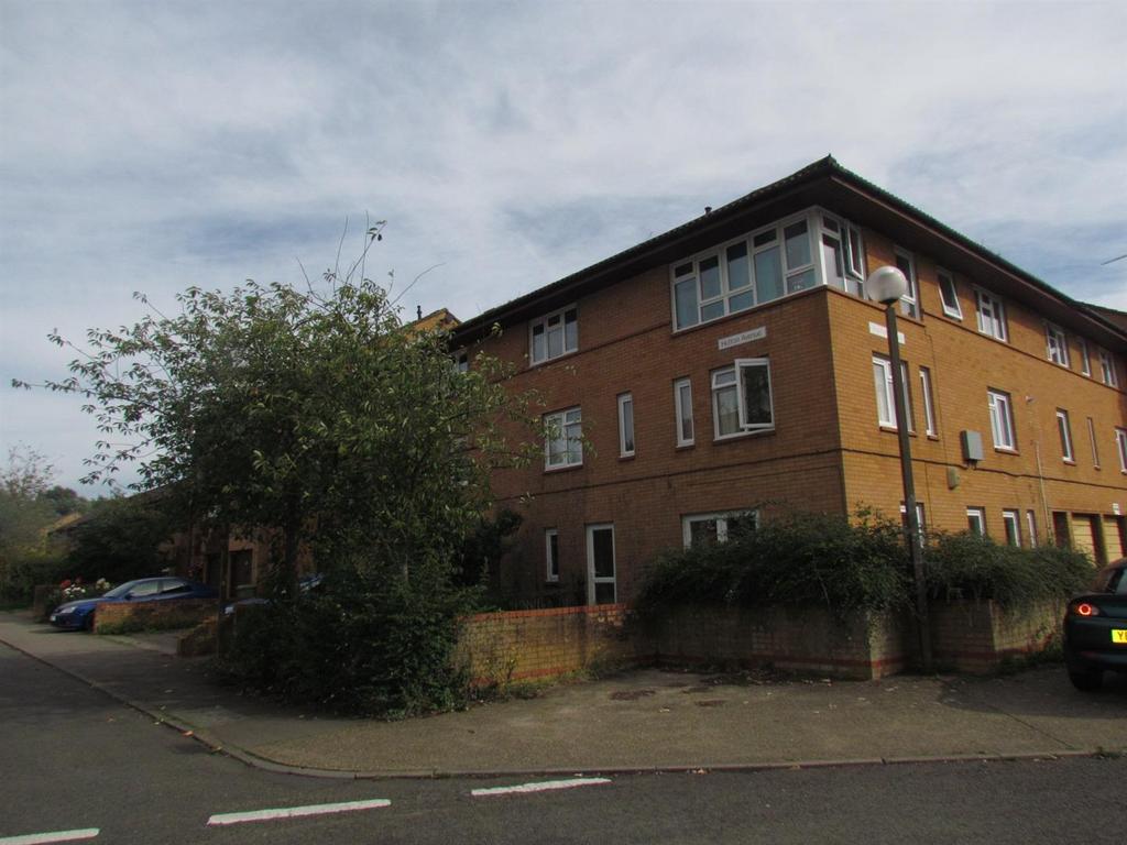 Oldbrook 2 bed flat - £1,150 pcm (£265 pw)