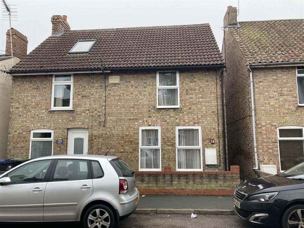 Mereside, Soham CB7 3 bed house - £235,000