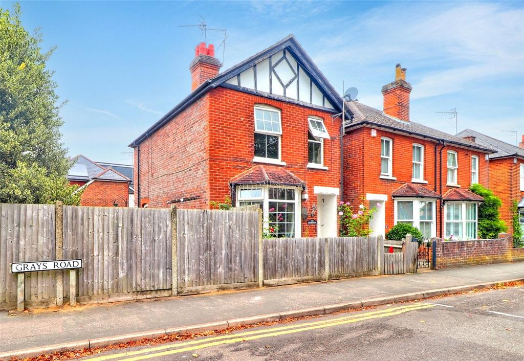 Grays Road, Farncombe, Godalming... 3 bed detached house for sale - £ ...