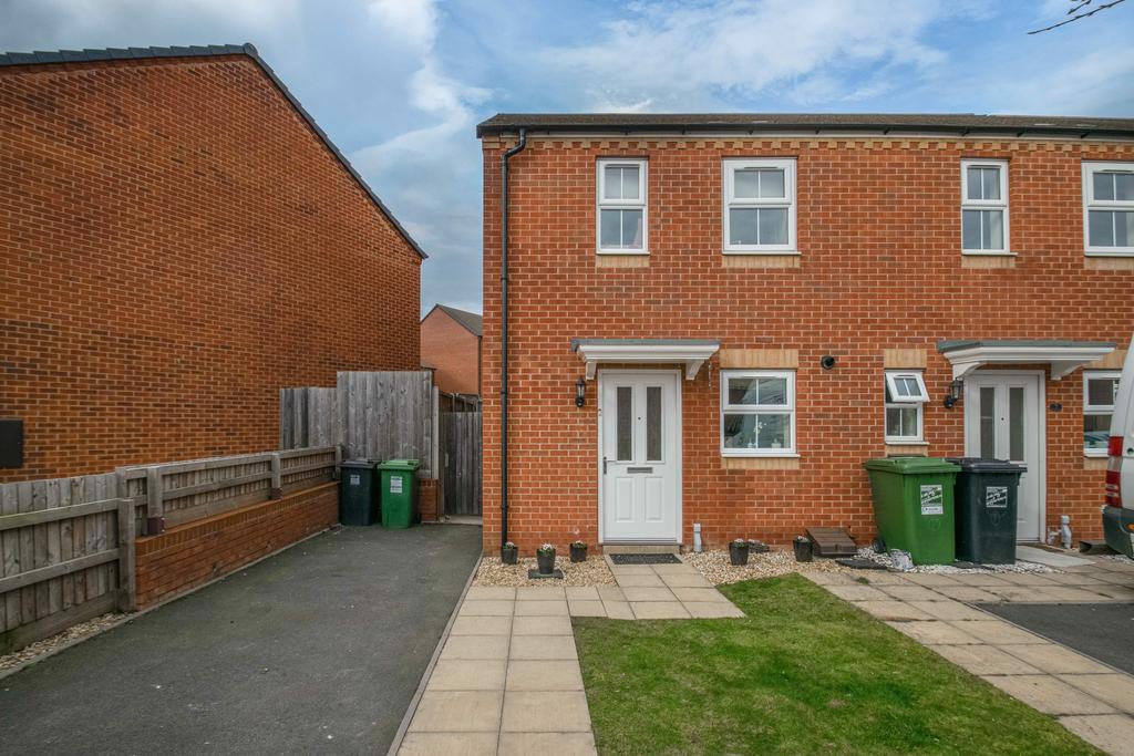 Kemble Street, Redditch... 2 bed end of terrace house for sale - £220,000