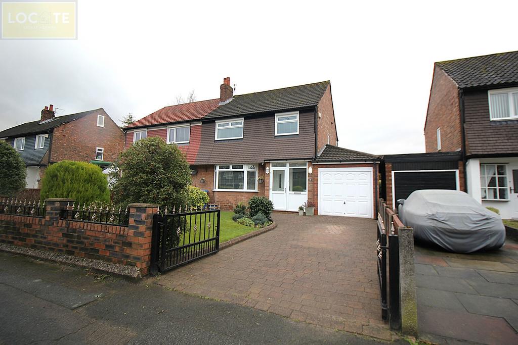 Cross Knowle View, Davyhulme 3 bed semi-detached house for sale - £360,000