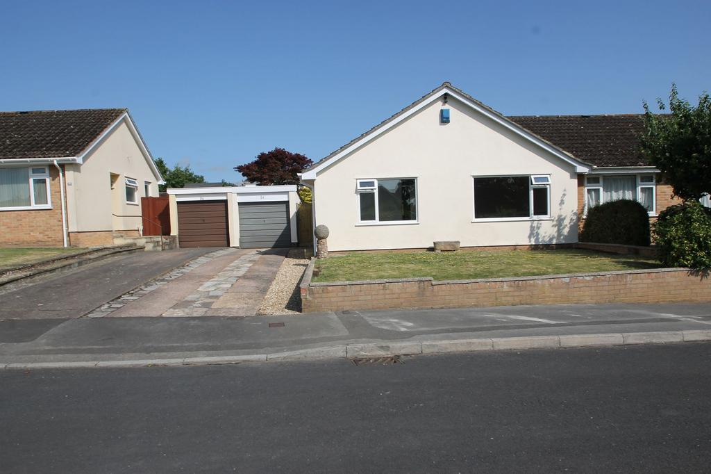 West Field Close, Taunton TA1 3 bed bungalow - £1,400 pcm (£323 pw)