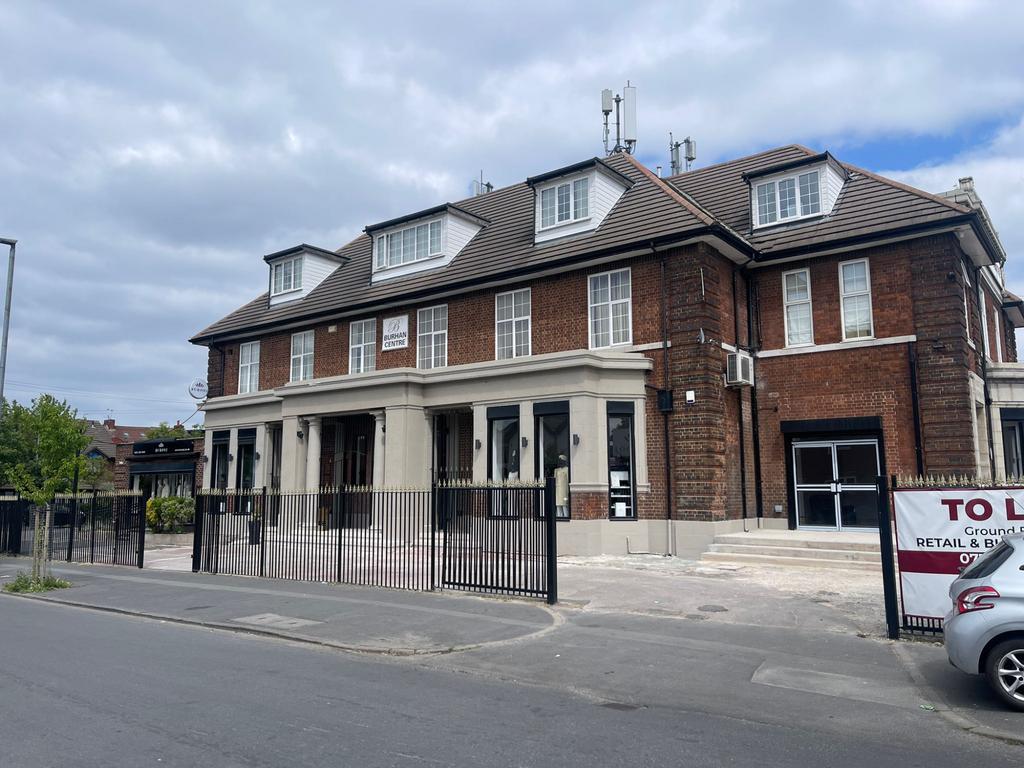 Beresford Road, Manchester, M13 Property to rent - £1,500 pcm (£346 pw)