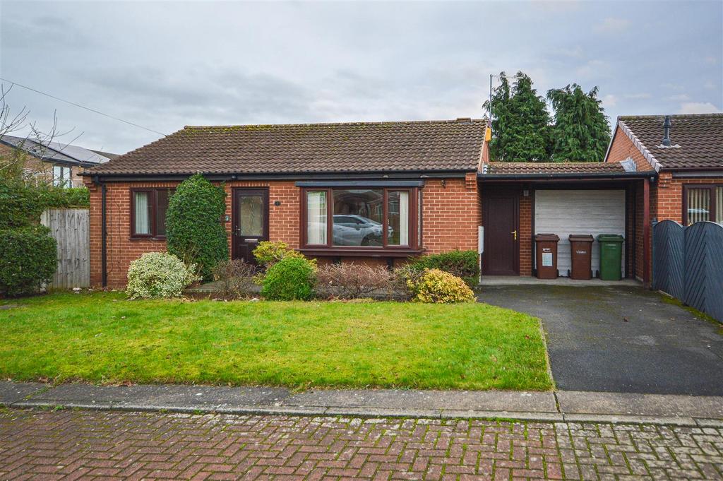 Brookfield Court, Normanton WF6 2 bed bungalow for sale - £210,000