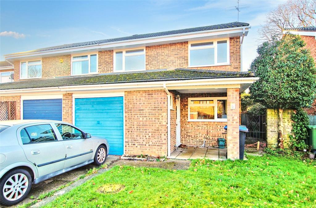 Chequer Tree Close, Woking GU21 4 bed semi-detached house - £495,000