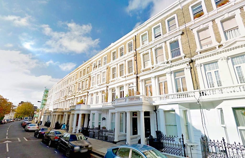 Barons Court Road, West Kensington W14 2 bed flat - £2,384 pcm (£550 pw)