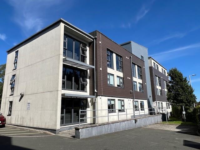 2-4 Plymbridge Lane (10), Plymouth PL6 8 bed flat - £4,507 pcm (£1,040 pw)